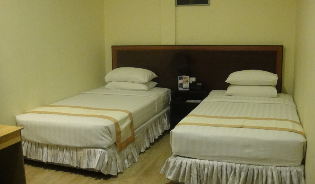 Deluxe Duet Room at Hotel Shwe Gone Daing in Nay Pyi Taw Myanmar